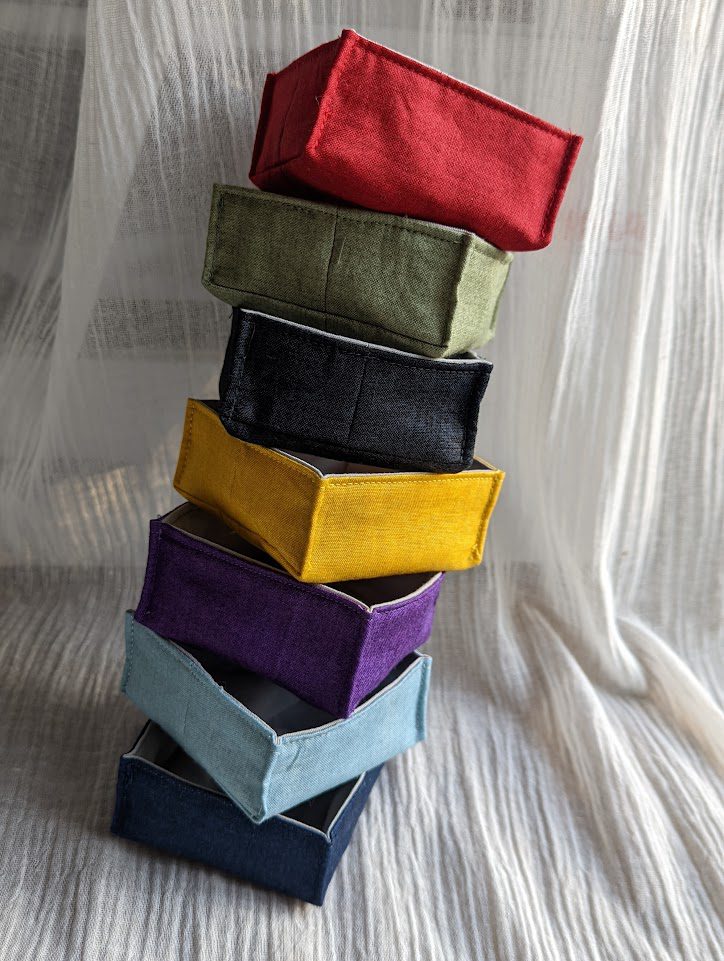 Fabric Board Game Token Trays, Plain Linen Look Colours – Blyth & Bonnie